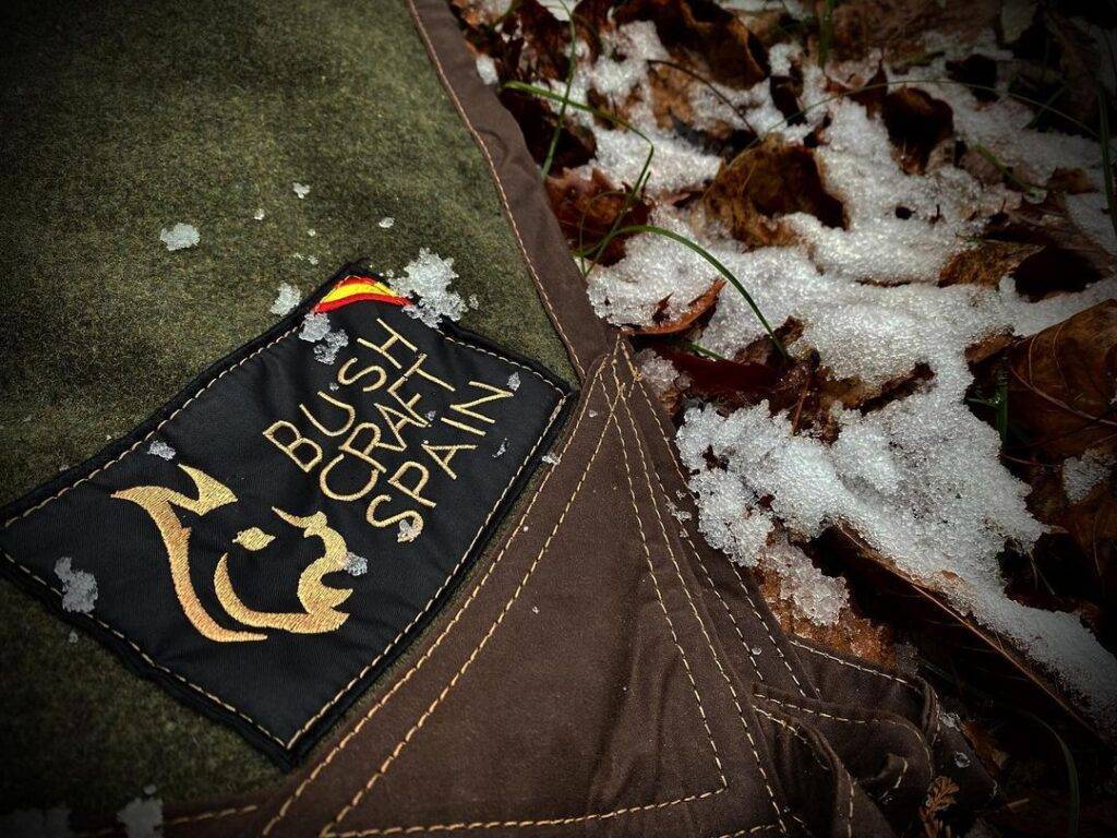 Oilskin & Wool Ground Cloth Brown/Green - Bushcraft Spain