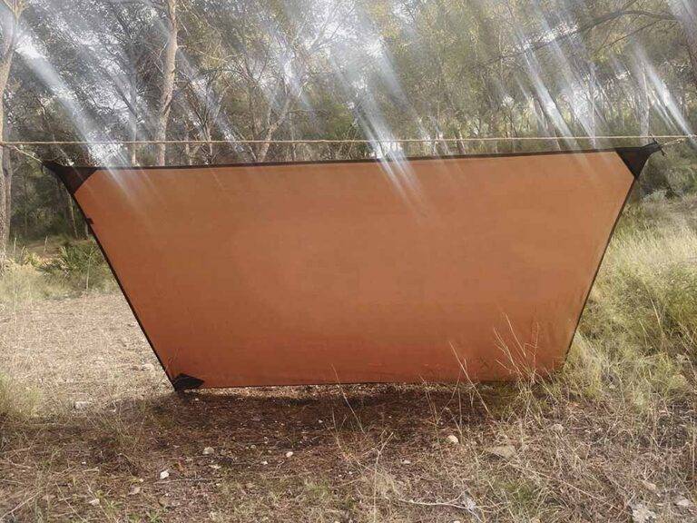 Survival Oilskin Tarp - Bushcraft Spain
