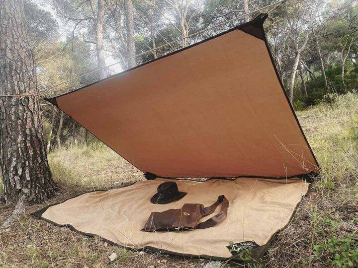 Survival Oilskin Tarp - Bushcraft Spain